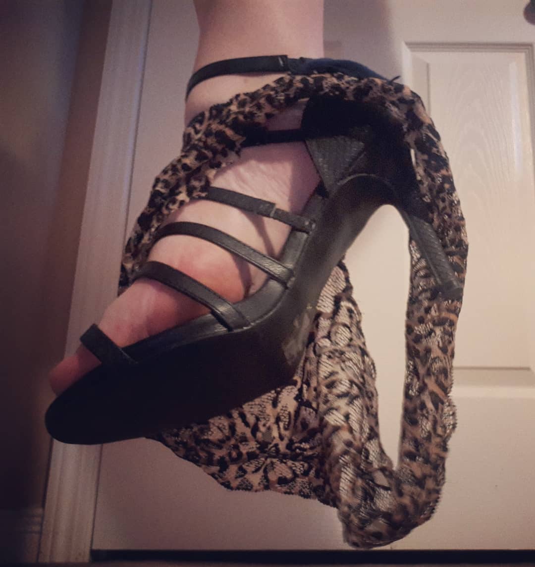 Deepthroat My Heel